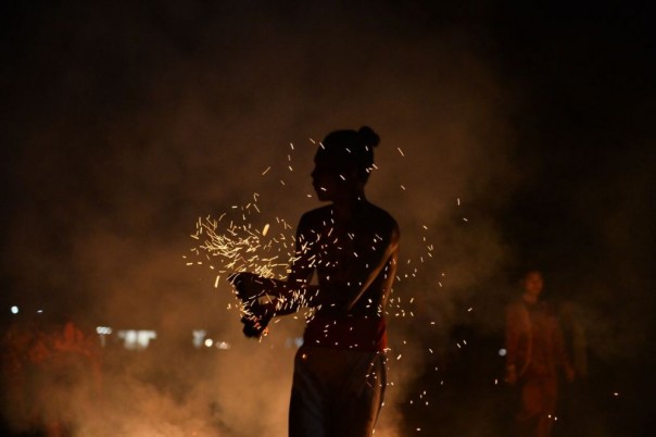 Persembahan Tari Zapin Api dari Pulau Rupat Riau